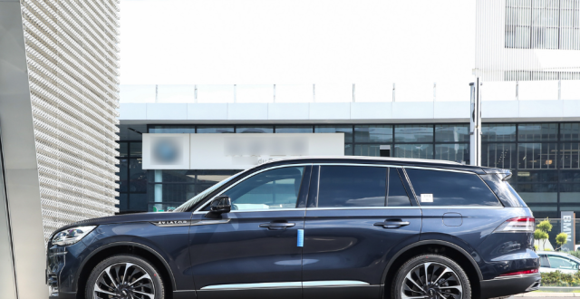 5米多长，与宝马X5同级别，起步3.0T+10AT，可惜名气不大_腾讯新闻