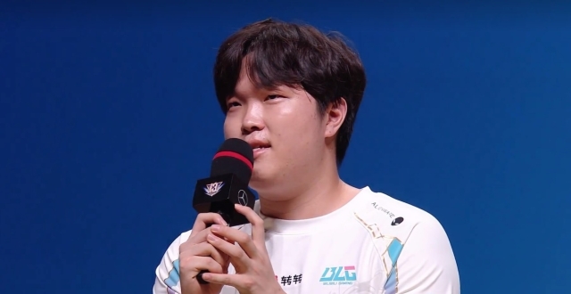 S14上单现状出炉，369打法成主流，Bin练上单凯南，T1有新套路_腾讯新闻