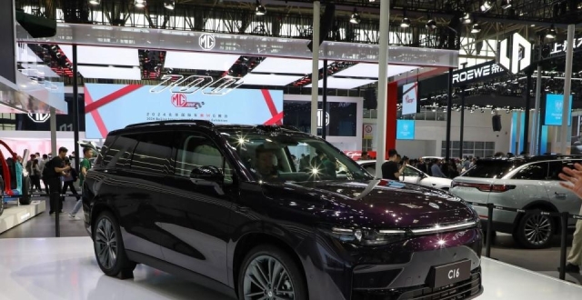 平民版理想L9，零跑C16北京车展实拍图曝光_腾讯新闻