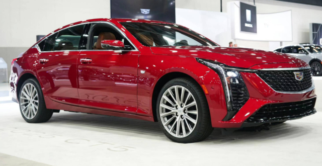 新款凯迪拉克CT5就要来了，你还在看BBA吗？_腾讯新闻