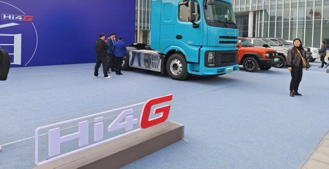 长城汽车以Hi4-G混动重卡，切入3000亿商用车蓝海_腾讯新闻