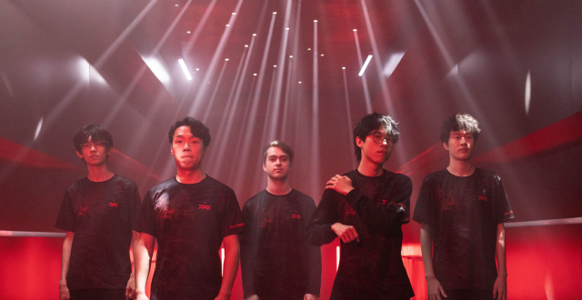 Life芮娜五杀难挽败局，FPX马德里首秀0-2不敌KC_腾讯新闻