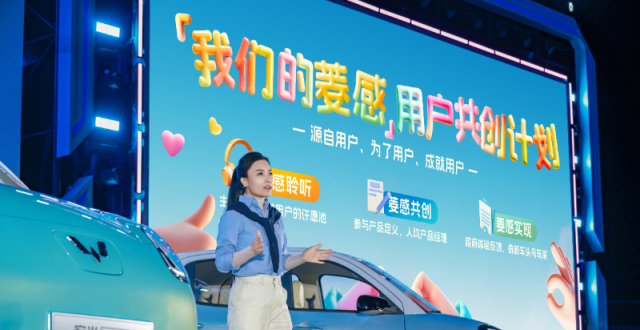 五菱宏光MINI EV四门版上市，引领A00级市场2.0时代_腾讯新闻