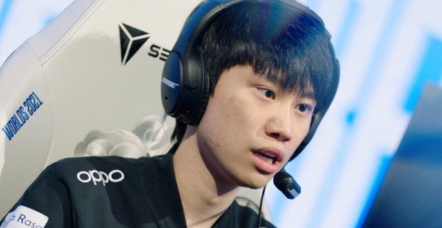 LPL被迫退役的选手，doinb违法逃回国，SMLZ性格导致他没人要_腾讯新闻