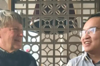 很多人问我：医生为什么要做网红？ 这周末在西安，我和Thomas Deering教授（美国心律学会前主席）聊了整整6个小时， 他说：传统的科普 ...