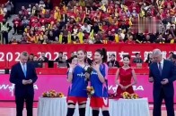 WCBA新赛季在四川省体育馆打响揭幕战，卫冕总冠军四川蜀道远达女篮以90:75战胜江苏女篮_腾讯新闻