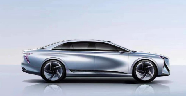 红旗H9纯电版？E702官图曝光，定位中大型搭载点对点自动驾驶！_腾讯新闻