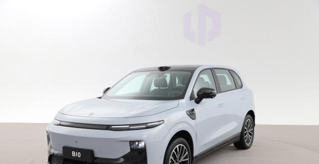 零跑B10智能座舱深度体验：AI交互革新、百变空间与沉浸式场景化设计_腾讯新闻