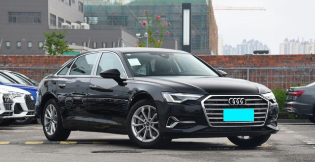 8月售15126辆、成最畅销豪车，事实证明：优惠大的奥迪A6L很吃香_腾讯新闻