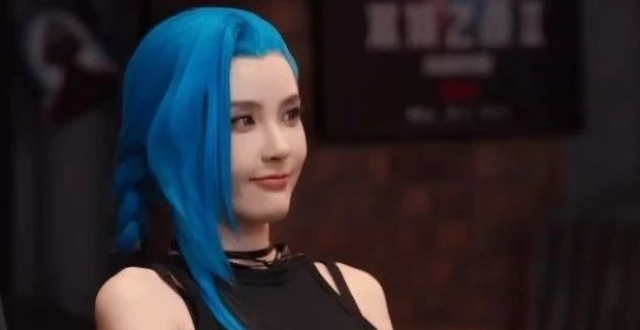 前JDG经理爆料：21年给knight开了4600w天价，但还是没来；JKL透露：明年Solo决定选边权；Tarzan加盟AL！_腾讯新闻