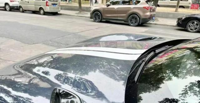 小米YU7新增车型完成申报：130+235kW 双电机_腾讯新闻