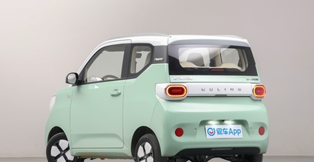 宏光MINIEV第3代马卡龙上市2个月累计销量破3万台 售4.68万元_腾讯新闻