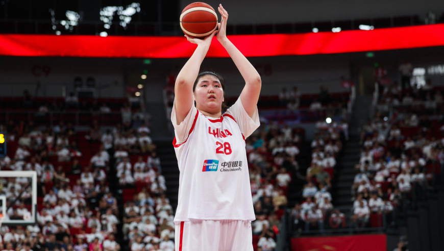 一定要统治CBA才能打NBA？看杨瀚森竞争对手的水平就知道答案_腾讯新闻