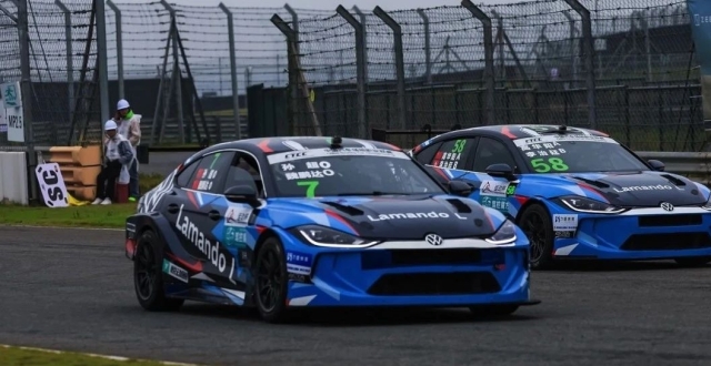 冠军荣耀再续！上汽大众333车队勇夺CTCC年度双冠_腾讯新闻