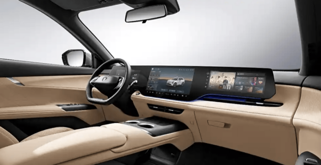 长安第四代CS75 PLUS Ultra挑战丰田RAV4荣放，鹿死谁手？_腾讯新闻