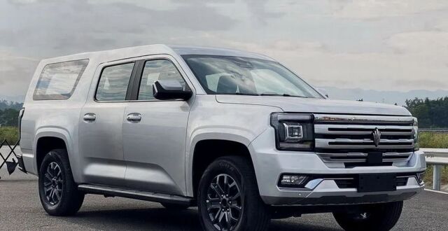 2.3T+8AT，轴距超3米2，大5座，美式前脸，皮卡加盖？_腾讯新闻