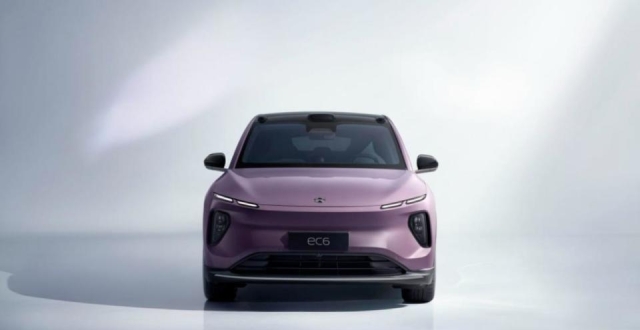 蔚来的顶梁柱回来了，全新EC6卖35.8万起，NT2.0平台打造_腾讯新闻