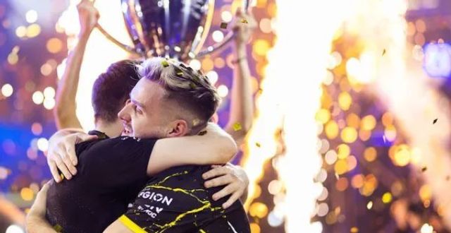 26岁生日如期而至，“世一步”NiKo的巅峰期还有很长_腾讯新闻