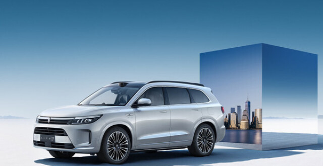 问界M7获中大型新能源SUV销量冠军 理想L7+L8没打过_腾讯新闻