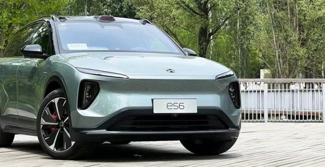 【EV驾道】体验全新蔚来ES6：豪华纯电SUV有两种，一个是蔚来，一个是其他_腾讯新闻