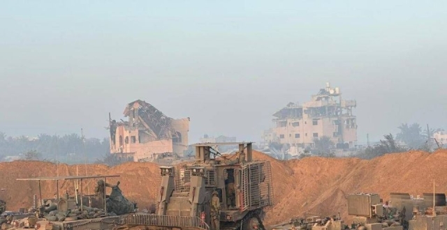 以军磨碎加沙的战法暴露，哈马斯只能搏命偷袭，残酷巷战即将开始_腾讯新闻