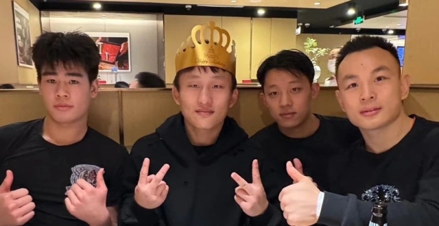 武林风云榜 | 闫续豪：以铁英华为目标，做一把锐利之剑_腾讯新闻