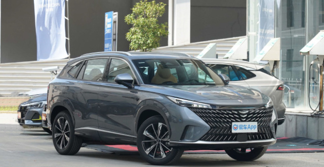 C-NCAP最新成绩发布 荣威RX5获五星级_腾讯新闻