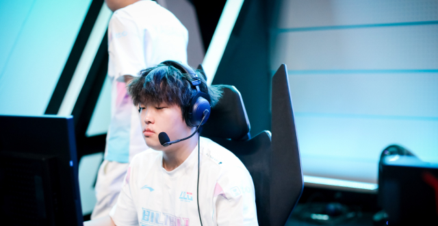 LPL夏季赛第六周最佳阵容：Bin连续三周拿到最佳上路_腾讯新闻