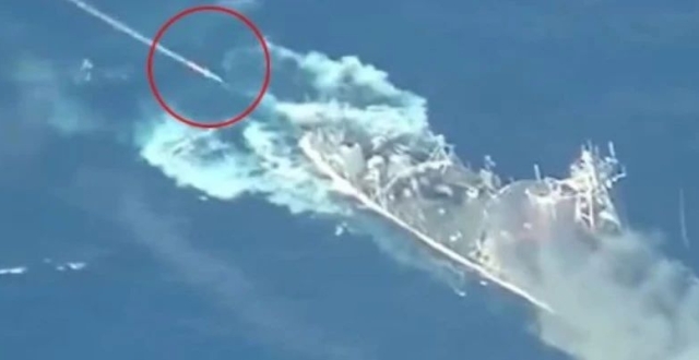 鹰酱：YJ-12B反舰导弹的击沉演习_腾讯新闻