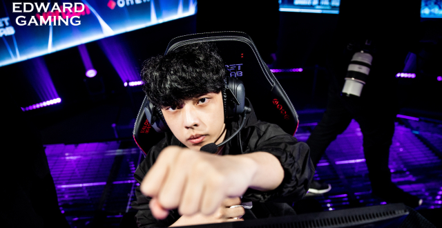 爆了！EDG四名选手“怒怼”S1Mon：要一直哄着你打比赛嘛_腾讯新闻