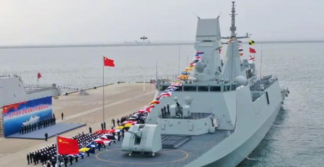 官宣图对比:054B比054A大了一圈,黑科技拉满,主打一个性价比_腾讯新闻