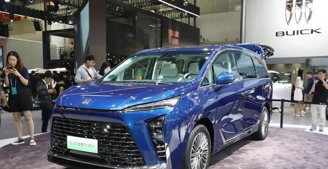 首月只卖出439辆？“带电”的别克GL8为什么卖不过腾势D9？_腾讯新闻