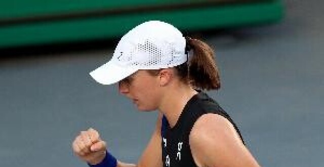 WTA1000印第安维尔斯站，卫冕冠军斯瓦泰克2-0横扫对手，晋级16强_腾讯新闻