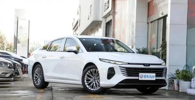 奔腾B70龙跃版 T90龙跃版将于9月26日正式上市_腾讯新闻