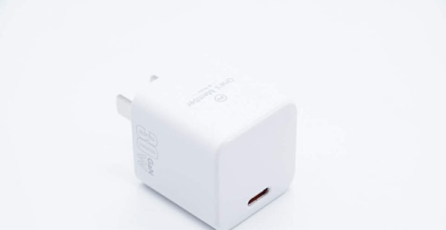 内置东科DK036G氮化镓合封芯片，京东1号会员店30W氮化镓快充拆解_腾讯新闻