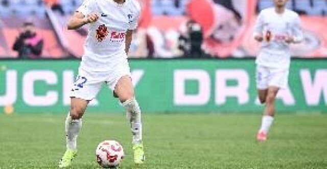 北青体育：受全运男足U20预赛影响，U22未征调毛伟杰、依木兰等人_腾讯新闻