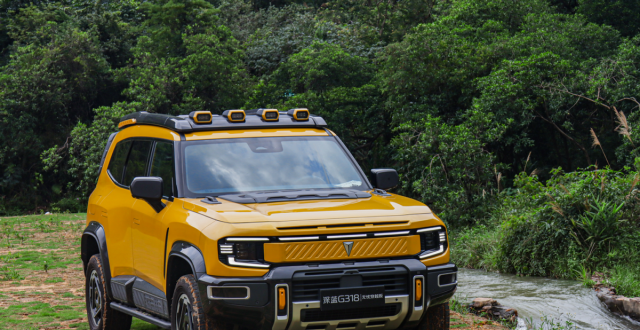 20万预算买方盒子，深蓝G318无忧穿越版和BJ40增程，谁更好？_腾讯新闻