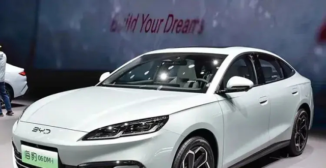 续航2100Km，油耗2.9L，比亚迪第五代DM技术发布，合资车怎么活？_腾讯新闻