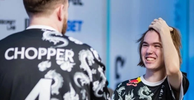 Vitality、Spirit、MOUZ、C9两战全胜！s1mple租借给Falcons一个月_腾讯新闻