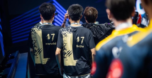 4AM败者组沦为垫底，PeRo遭到不公正待遇，17变成PCL最后的牌面_腾讯新闻