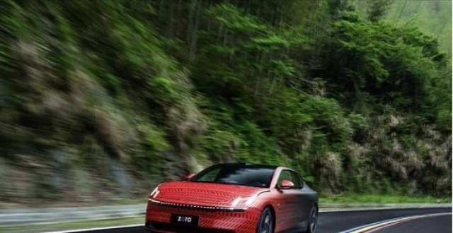 预售价21.58万起，领克Z10开启预订，都有哪些亮点和槽点？_腾讯新闻