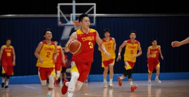 CBA动态｜考辛斯吃T出局 黄荣奇喜提电动车 U18对阵新西兰_腾讯新闻