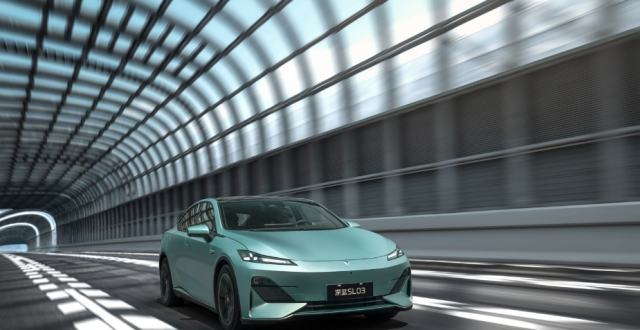 15.69万起+硬朗造型！新款深蓝SL03纯电版上市_腾讯新闻