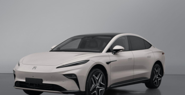 目标太激进？飞凡F7凭什么挑战蔚来ET5？_腾讯新闻