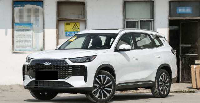 1.5T/1.5L两种动力可选，售价10.39万元起，风云T8能否打动你？_腾讯新闻