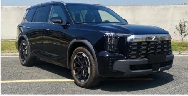 工信部373批6/7座新车汇总：家用MPV传祺M7较劲大通G70，合创V09/传祺ES9角逐30万市场_腾讯新闻