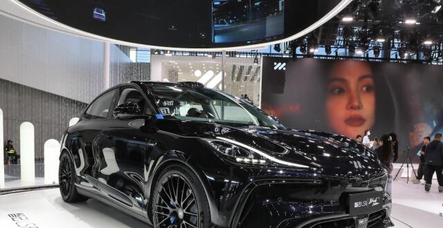 LS6持续热销，智己汽车公布11月销量8703辆_腾讯新闻