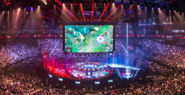 绅士横扫！LCK冒泡赛KT击败HLE晋级S13，DK因纪录片暴露战术_腾讯新闻