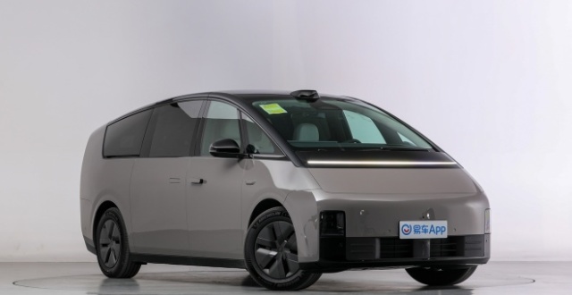 理想汽车端到端+VLM系统全量推送 覆盖理想MEGA/L9/L8等车型_腾讯新闻