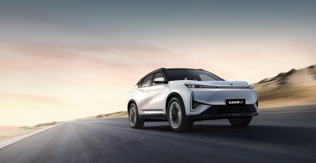 12.49万就能买续航超两千公里的混动SUV，风神L7省油且配置高_腾讯新闻